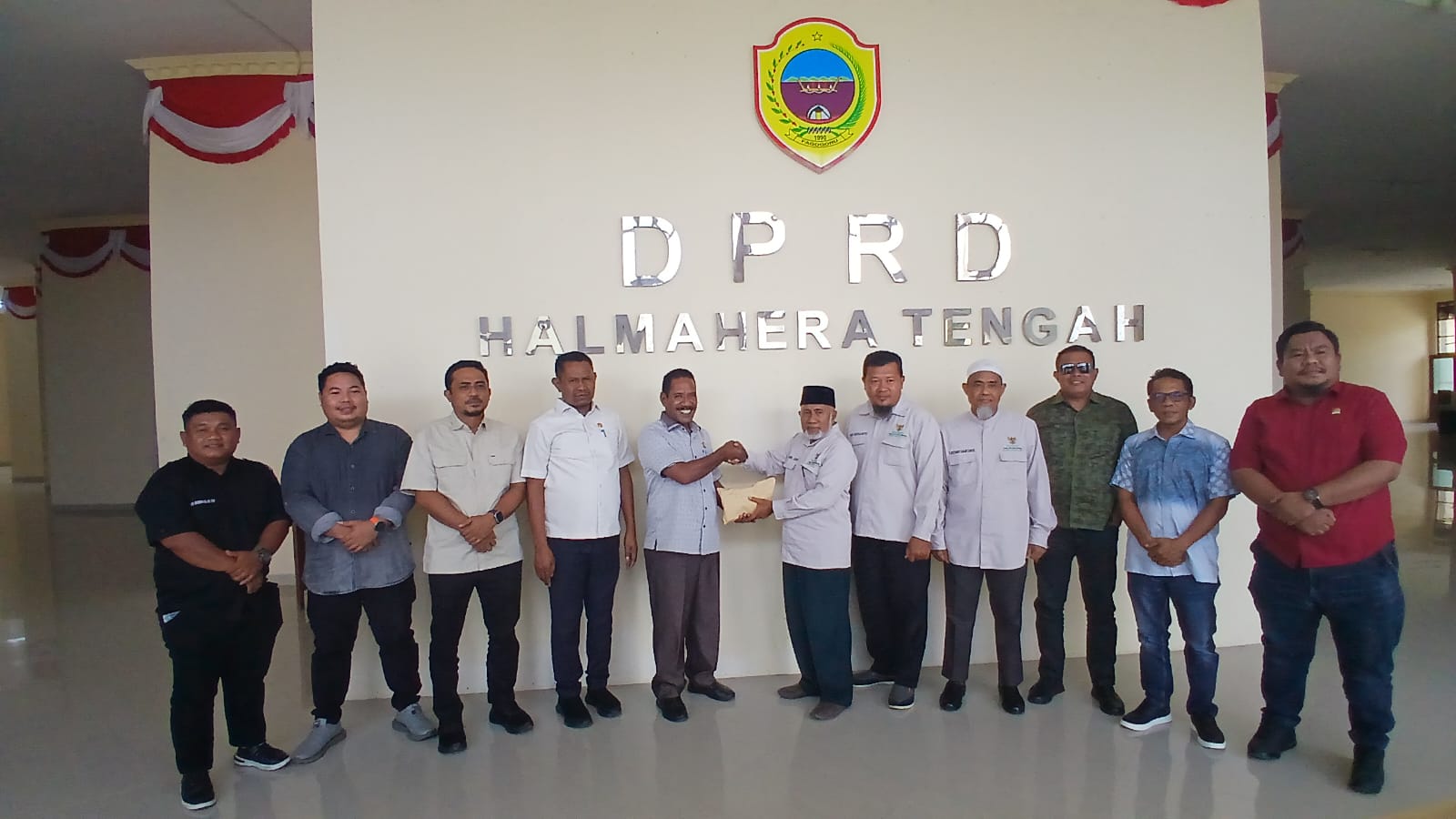 DPRD Halteng Sumbang Rp50 Juta Untuk Korban Banjir Aceh - coretansatu.com